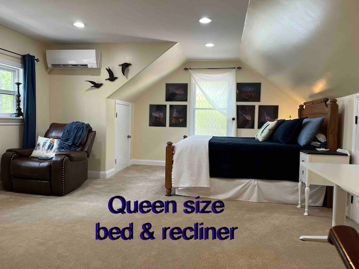 En Suite Loft In Mint Hill, Nc. - Charlotte