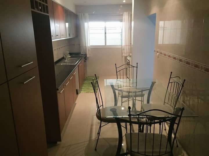 Moradia Unifamiliar Em Cabo Verde - Praia (Zöld-foki-szigetek)