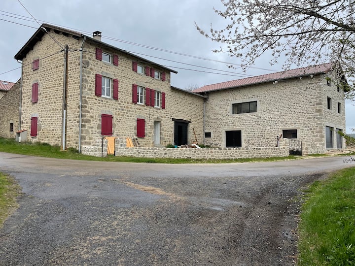 Ferme Entièrement Rénovée - Haute-Loire