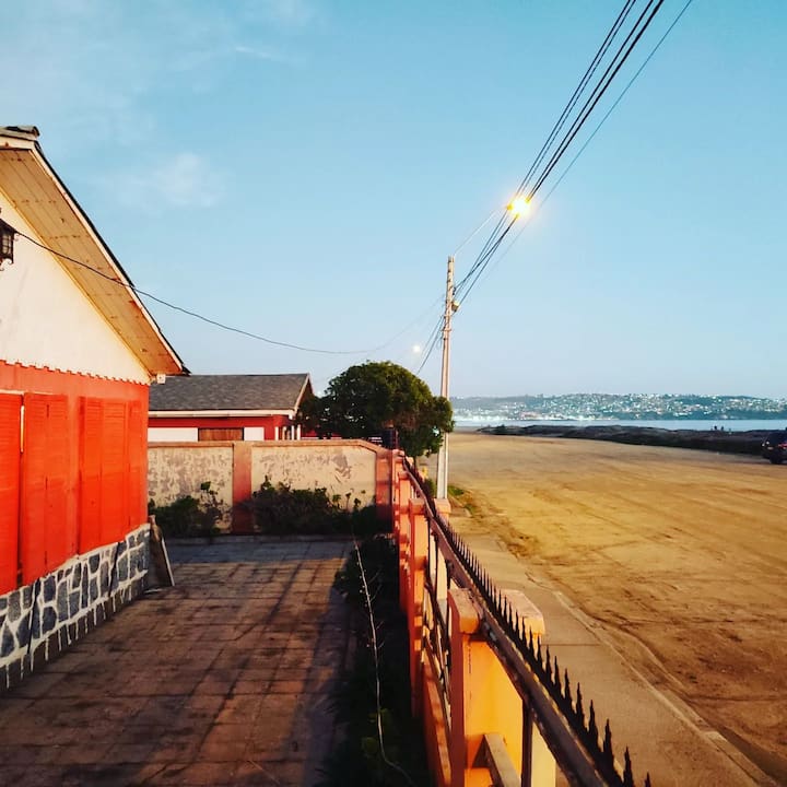 Beautiful Oceanfront House - Cartagena