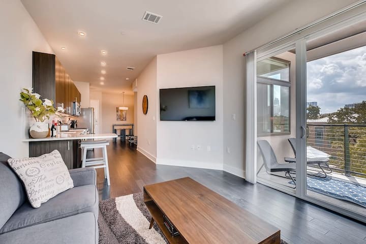 Capitol View Condos | Downtown Austin - Lone Star - Zilker - Austin