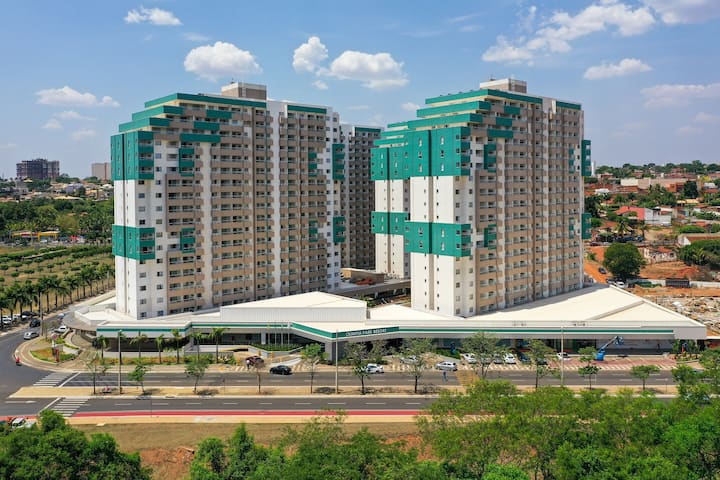 Flat A 150 Metros Do Termas Dos Laranjais - Olímpia