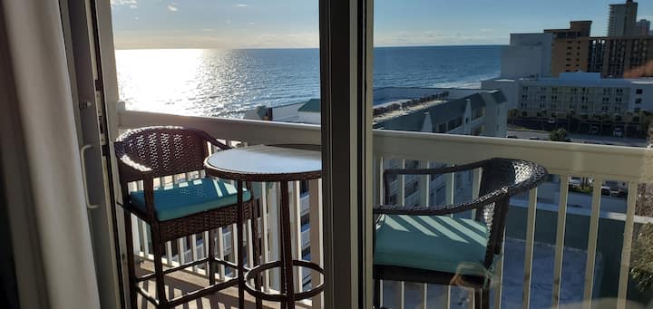 Let's Get Boho| Sleeps 2 - Daytona Beach, FL