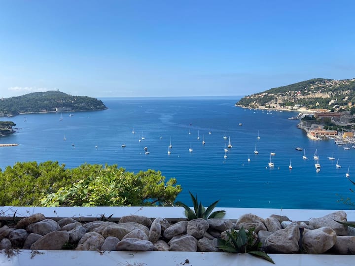 Villa  Cozy Con Terrazza, Comoda Al Centro Paese - Beausoleil