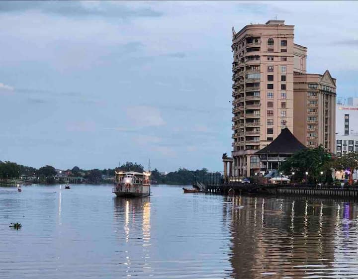 Riverbank Suite @ Waterfront Kuching - Sarawak