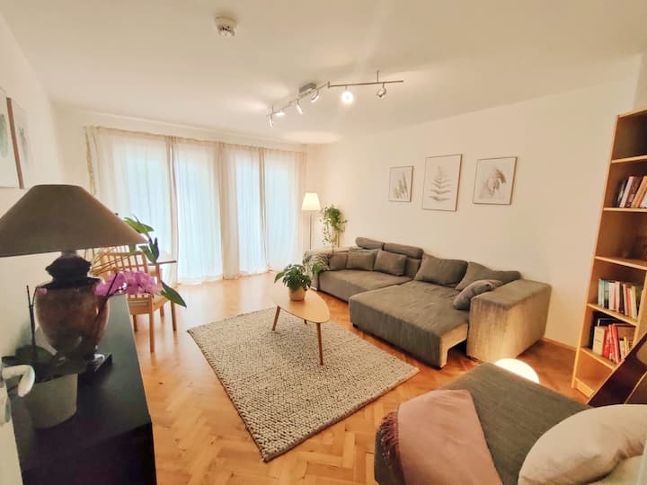 Own, Quiet Flat - Perfect For Bauma - München