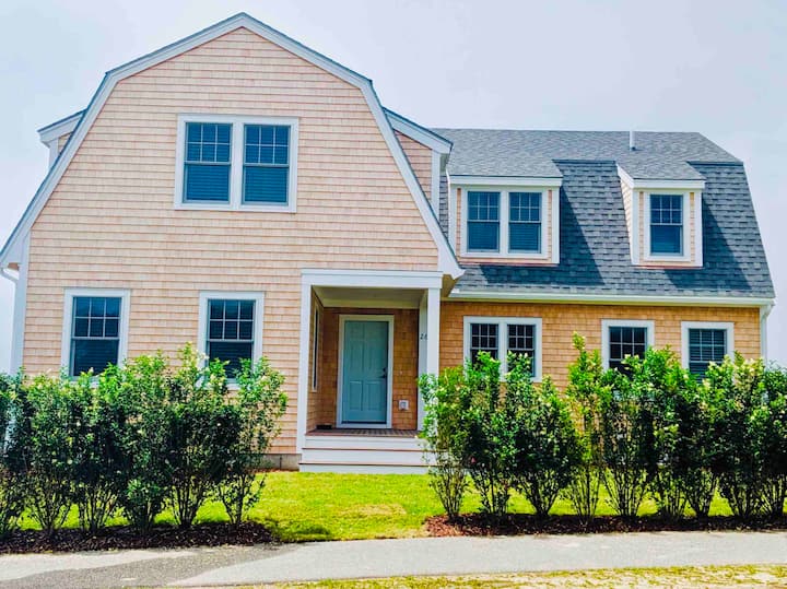 Modern And Bright Large House Great For Groups! - Nantucket, MA