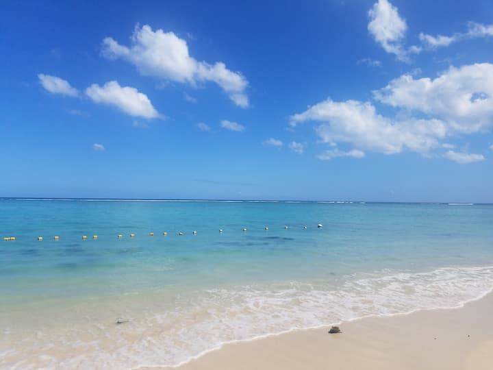Blue Paradise : Soleil, Sable Fin Et Fraîcheur - Mauricio