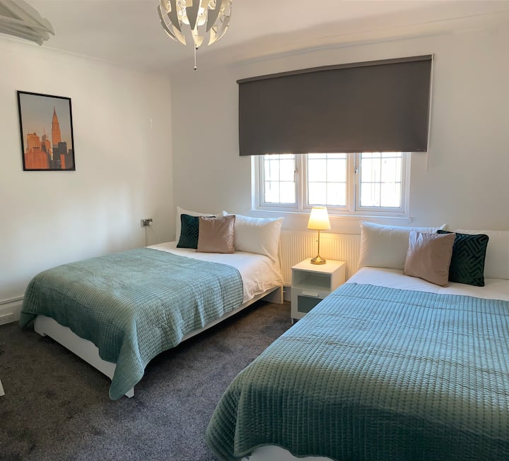 Bb-quadruple Room In Camdentown - 倫敦