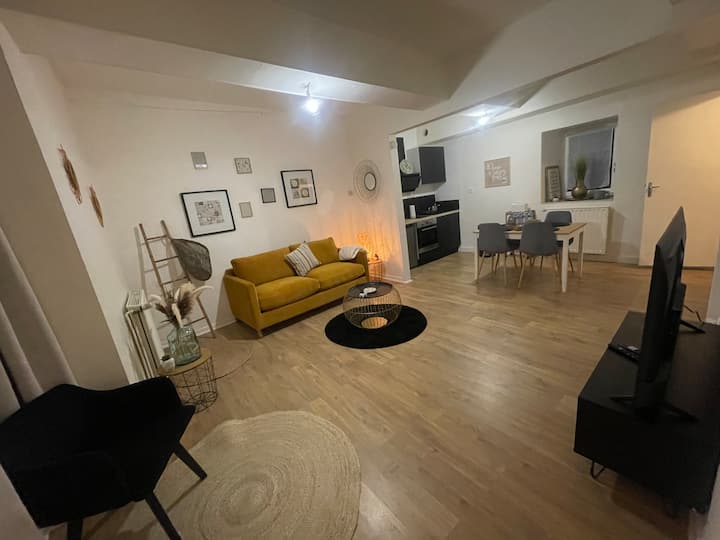 Le Petit Cordelier - Appart 40m2- Cour Extérieure - Dinan