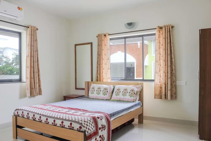 Sun N Sand Candolim - Goa