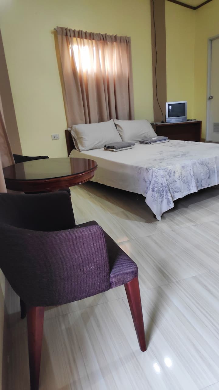 Room 2: Family Room- Calle House In Liliw, Laguna - Majayjay