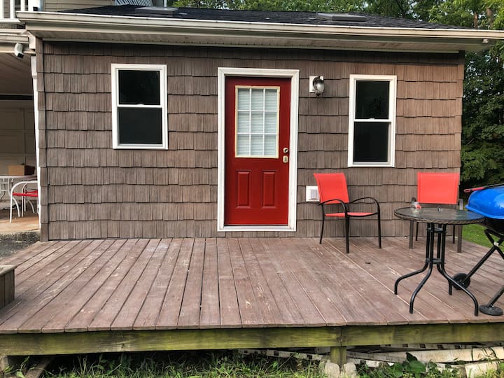 Leeds A Great Escape - Cairo, NY