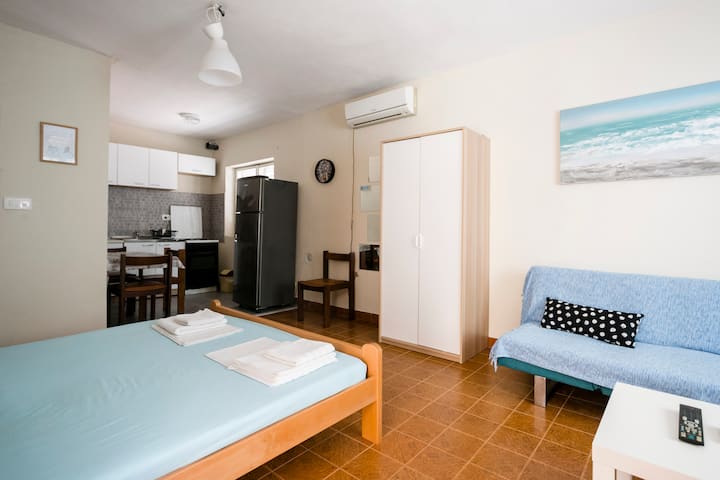Apartments Carpe Diem - Studio 2 - Makarska