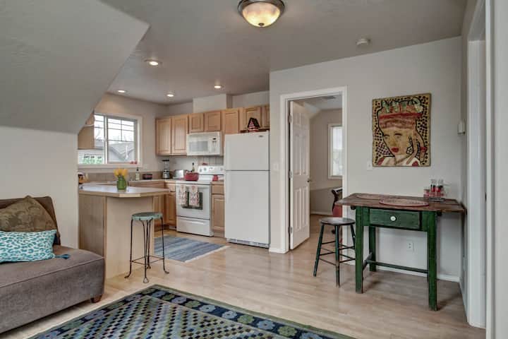 Lovely Private Apartment In The North End! - Boise, ID