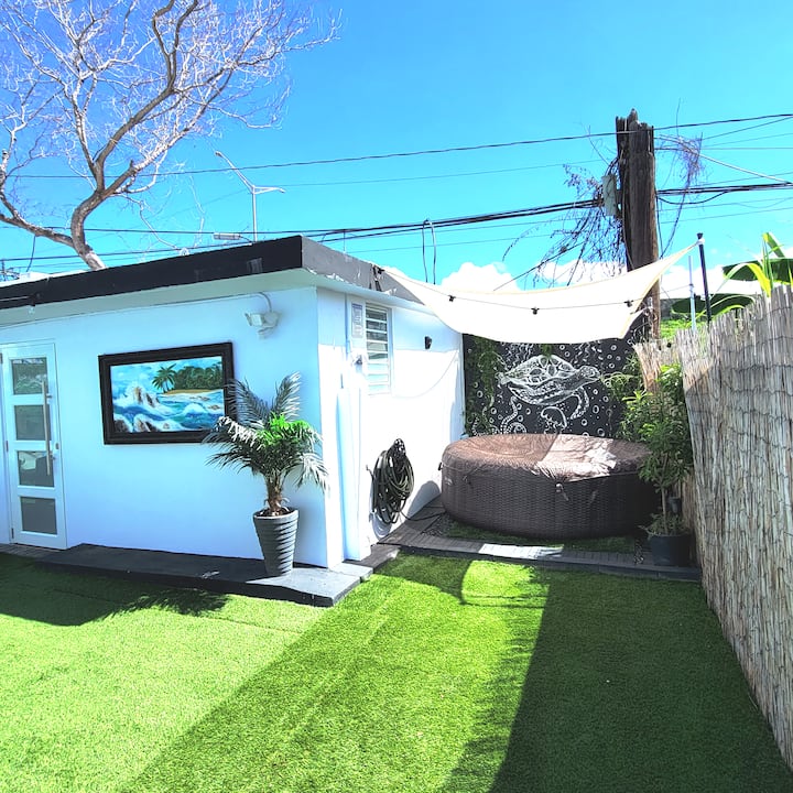 Guesthouse Just Minutes Away From Isla Verde Beach - San Juan