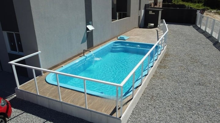 Apartamento Com 2 Piscinas Em Matinhos - Matinhos