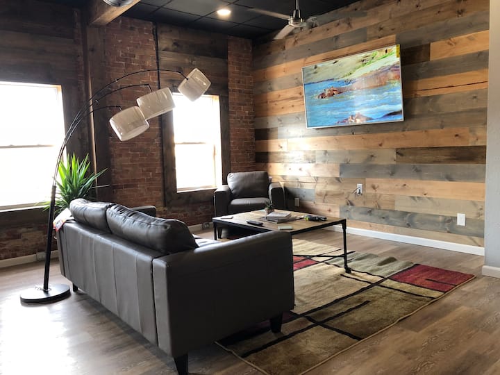 Hannibal Cabin Rentals | Cabins and More | Airbnb