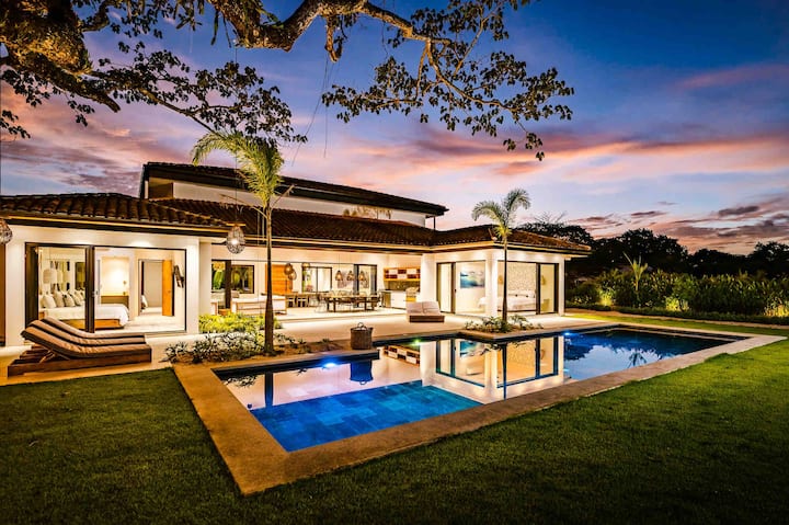♕ Villa Twilight Tree♕ 5bdr ♕ Nature & Exclusivity - Costa Rica