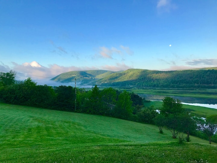 Hillside Haven - Cape Breton Island