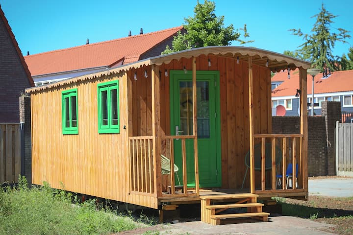 Shanti Bnb - De Leukste Pipowagens Van Nederland - Deventer