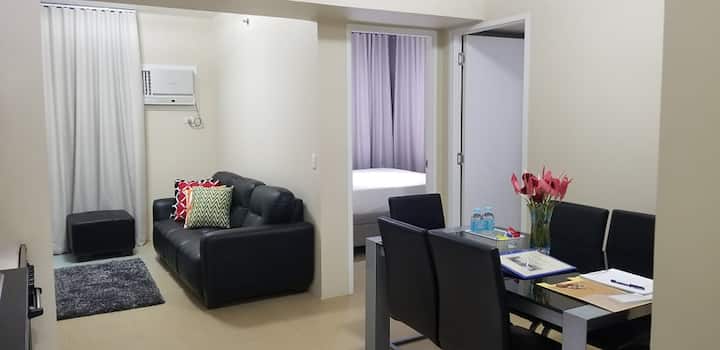 Clean & Comfy 2-bedroom Condo @ Ayala Cdo! - Cagayan de Oro