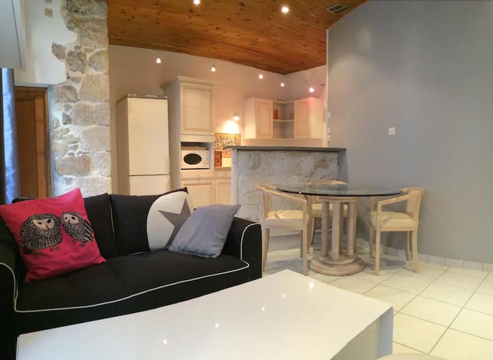 Beau 2 Pièces - Nice Centre - 8 Min De La Mer - Nice