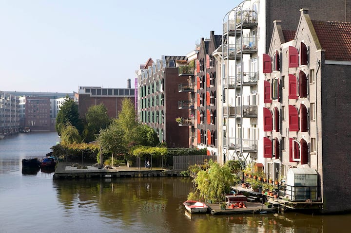 Canal House In The Heart Of Amsterdam - Ámsterdam