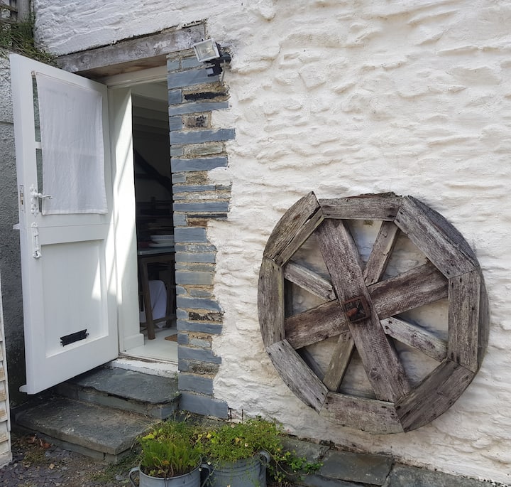 The Salt Path Retreat Port Isaac For 2 - Port Isaac