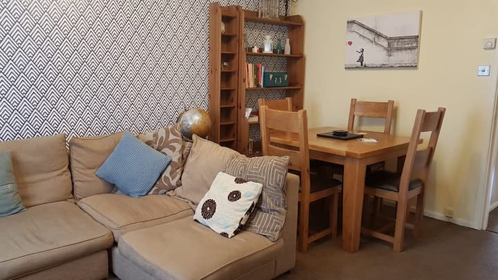 Central Apartment With Parking - Leeds Station