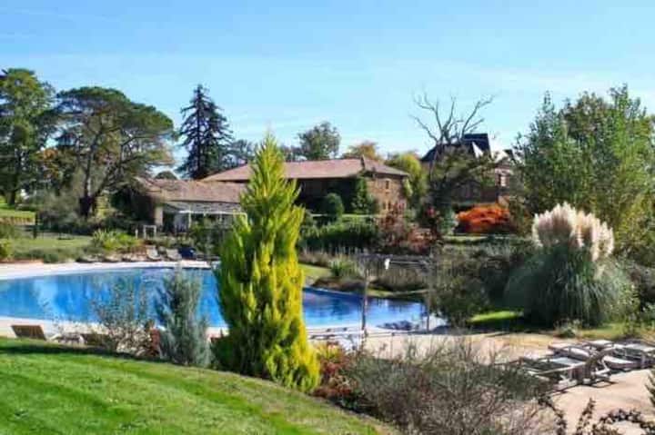 Appartement Meublé 80m2
Vincent Van Gogh - Nogaro