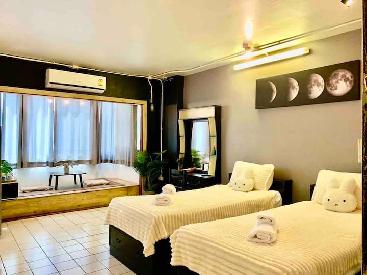 Natural And Convenient Room Twin Bed In Nimman - Chiang Mai