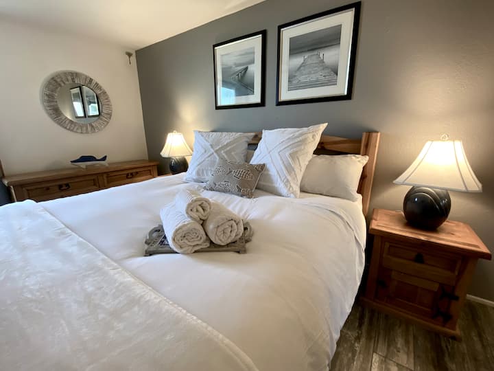 Pearl On The Strand - Ocean & Garden Views! - Oceanside Harbor Beach, CA