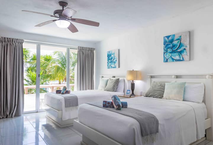 Beautiful Beach Studio On Cancun's Hotel Zone - Cancún