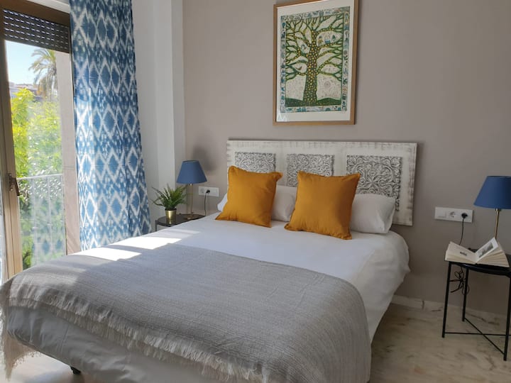 Casa Puerta De Santa Cruz - Seville