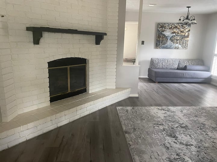 Charming House In Sugar Land Area - Sugar Land, TX