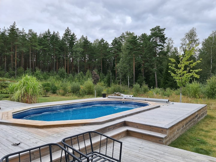 Pool, Sauna And Jacuzzi 40min From Stockholm Ciy - Zweden