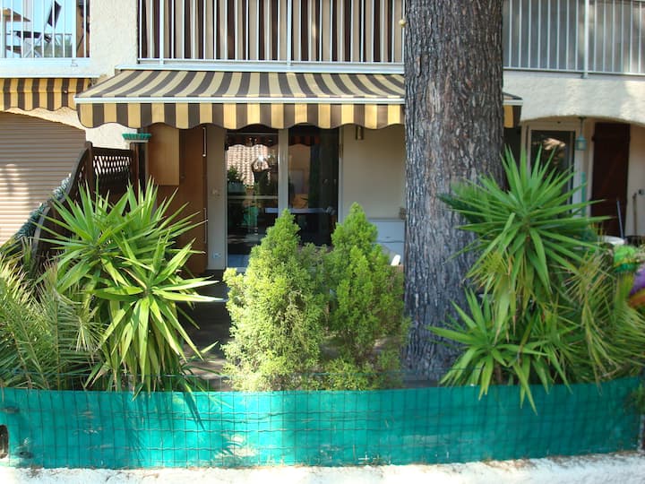 Studio Manon - Proche Mer Avec Terrasse Et Parking - Saint-Cyr-sur-Mer