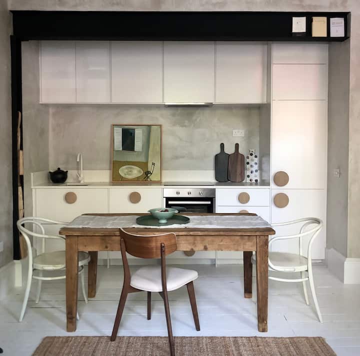 Stylish Stockbridge Apt, Main Door, 7 Night Stays - Edinburgh