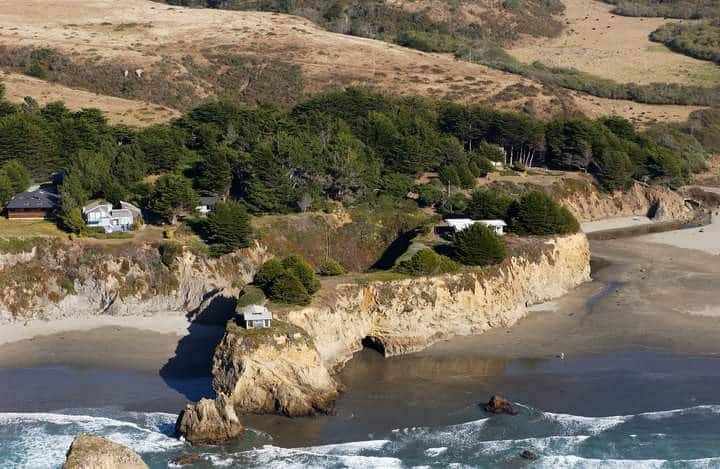 Seaside Point, An Amazing View Home - Westport-Union Landing State Beach, CA