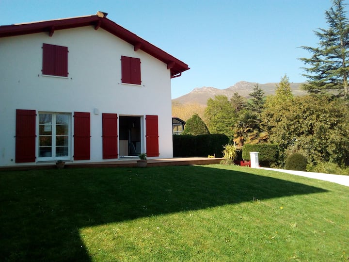 Maison De Charme, Bourg De Sare. Pays Basque - Saint-Pée-sur-Nivelle