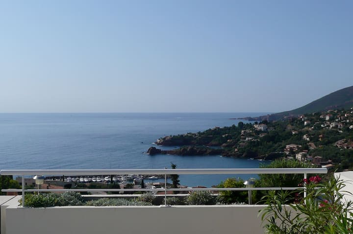 Appartement De Charme Avec Vue Sur Mer - Théoule-sur-Mer