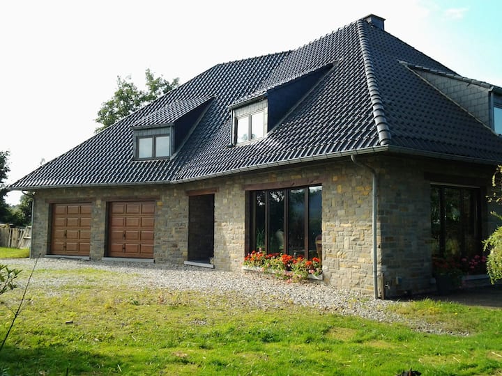 Fléron 3 Chambres Dans Maison Isolée - Verviers