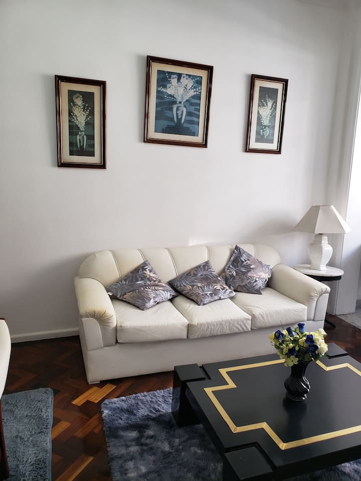 Quarto Privativo  Praia Copacabana Posto 2 - Rio de Janeiro