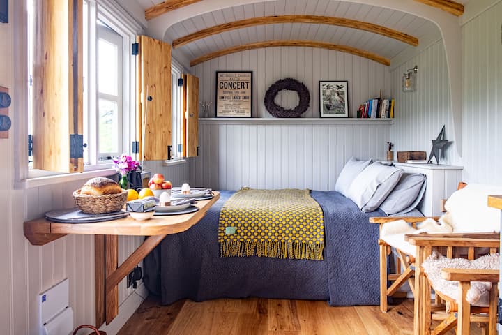 Luxury Romantic - Swaledale Shepherds Hut - Askrigg