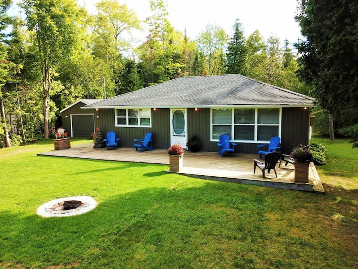Jack's Sauble Cottage - Sauble Beach