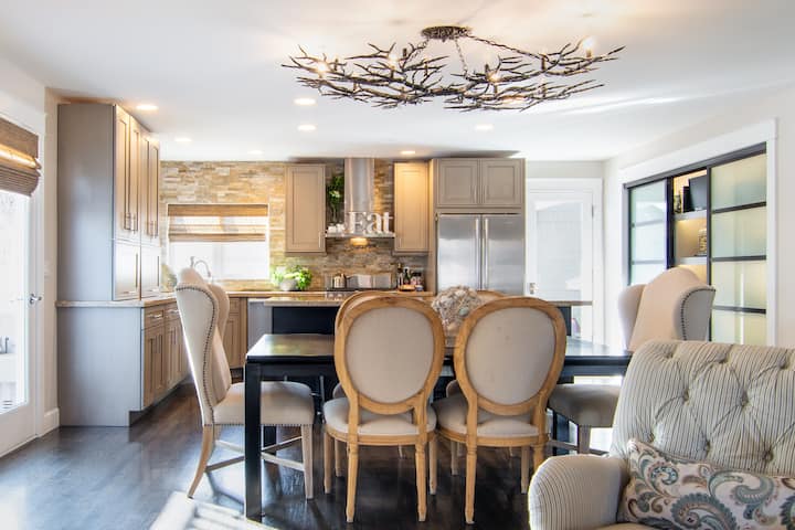 Designer Home With Small-town Charm Near Boulder - Broomfield, CO