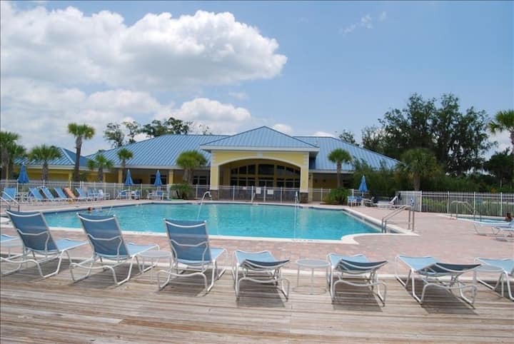 Smart Home Near Disney World, Silver Spurs Arena - Kissimmee, FL