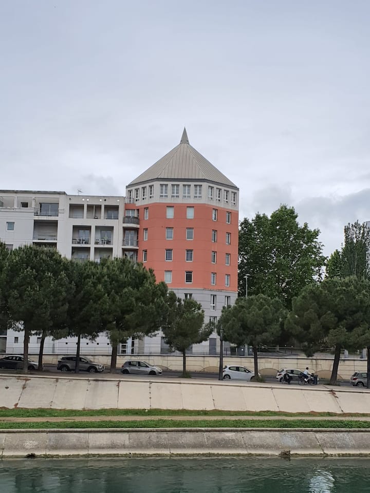 Studio Sur Les Rives Du Lez Locairbi - Montpellier
