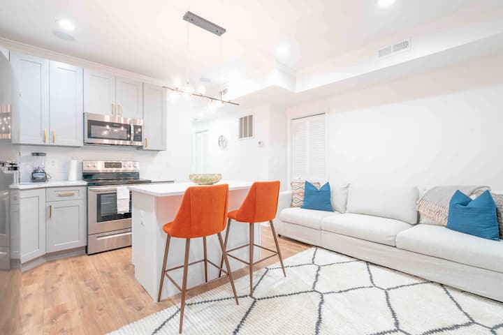 Beautiful Luxury And Bright 2 Bedroom Apt In Dc - Hyattsville